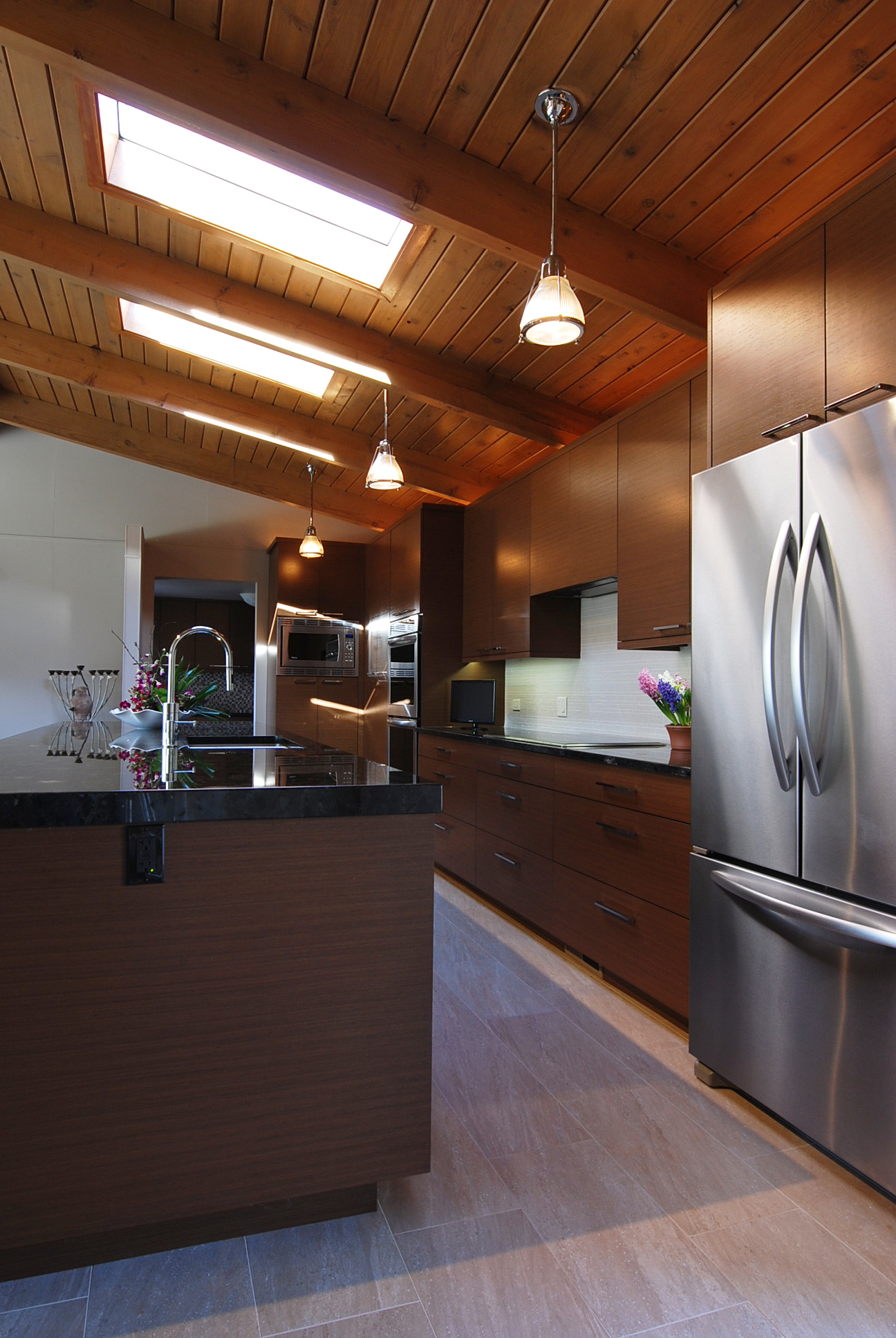 3 Ways to Use Natural Light in Your Chicago Kitchen-Bath Remodel